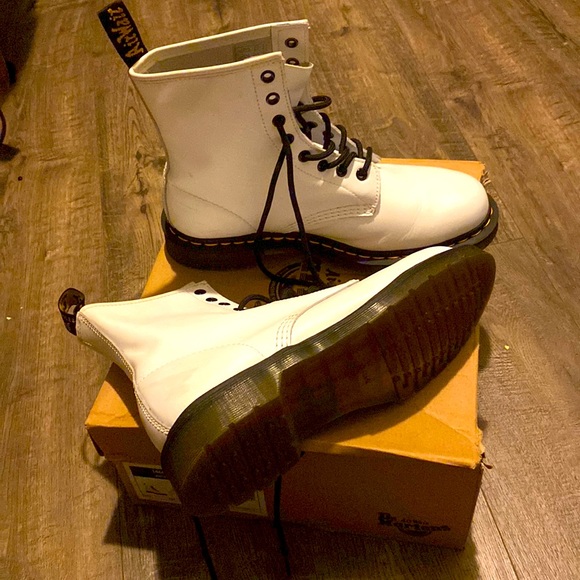 Dr. Martens | Shoes | White Original 46 Dr Martin | Poshmark